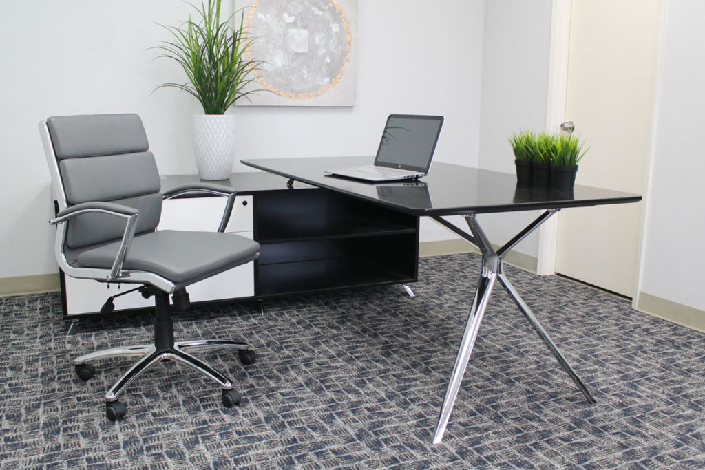 Boss Caressoftplus Vinyl Executive Mid-Back Chair – BossChair
